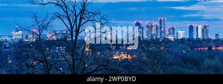 Manchester Skyline from a Public Park Stock Photo - Alamy