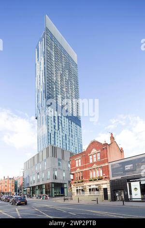 Beetham Tower which is Manchesters tallest building at 47 stories ...