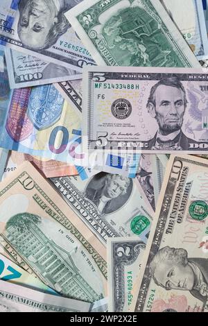 Stilvolle 450 Dollar In Euro Fotosnull