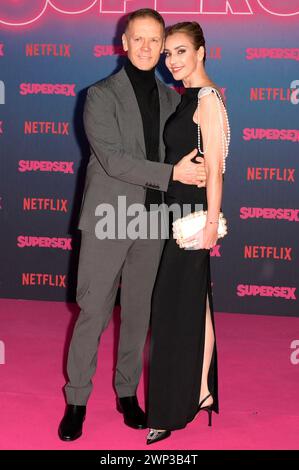 Rocco Siffredi mit Ehefrau Rosa Caracciolo bei der Premiere des Netflix ...