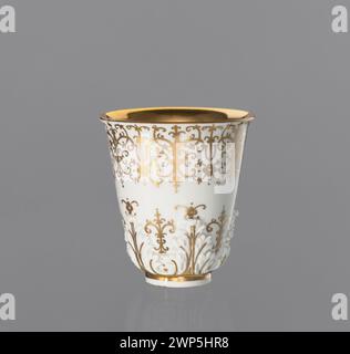 High bowl. Koenigliche Porcellain Fabrique, Meissen (1710-1763 ...