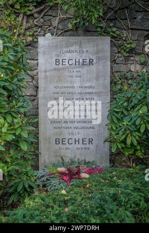 Johannes Robert Becher, Grab, Dorotheenstädtischer Friedhof ...