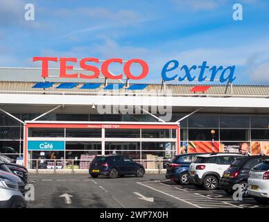 Sign above the Tesco Extra store at Corby, England Stock Photo - Alamy