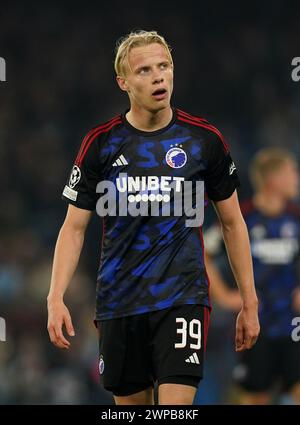 Copenhagen's Oscar Hojlund during the UEFA Champions League round of 16 ...