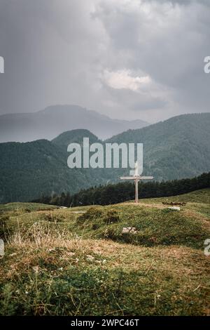 Hiking through the Tyrolean Alps in Austria Stock Photo - Alamy