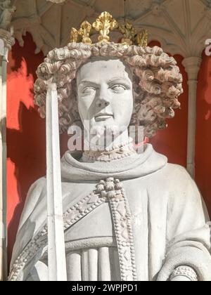 Statue of King Richard II on the west front of Lichfield Cathedral ...
