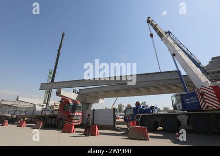 Baghdad, Iraq. 2nd Mar, 2024. A worker works at the construction site ...