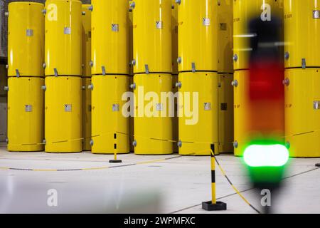 07 March 2024, North Rhine-Westphalia, Ahaus: In the western storage ...