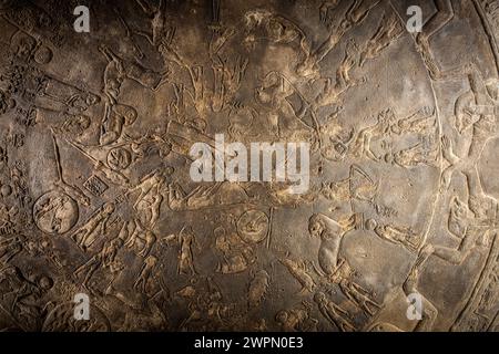 The Zodiac of Dendera, decorated ceiling detail in Louvre museum ...