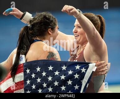 Chase Jackson of the USA and Sarah Mitton of Canada celebrate after ...
