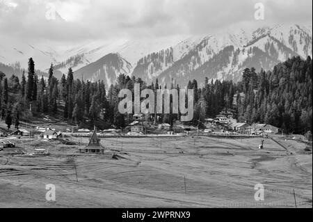 Maharani Shiv Mandir, Gulmarg, Baramulla, Kashmir, Jammu and Kashmir ...