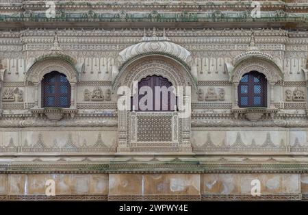 Ornate limestone Hindu temple Shri Vallabh Nidhi Mandir in Alperton ...