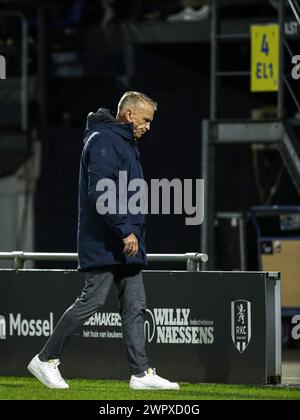 WAALWIJK - Vitesse coach Edward Sturing during the Dutch Eredivisie ...