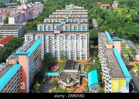 SINGAPORE - FEBRUARY 5, 2024: About 2,000 vacated flats across 17 ...