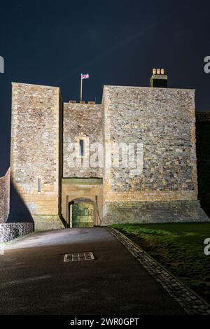 Gate and drawbridge into the inner bailey and the Great Keep at Dover ...