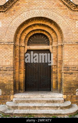 Novi Sad Synagogue, cultural monument of exceptional importance and ...