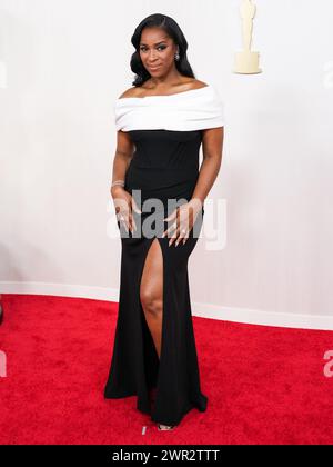 Janine Rubenstein walking on the red carpet at the The 97th Academy ...