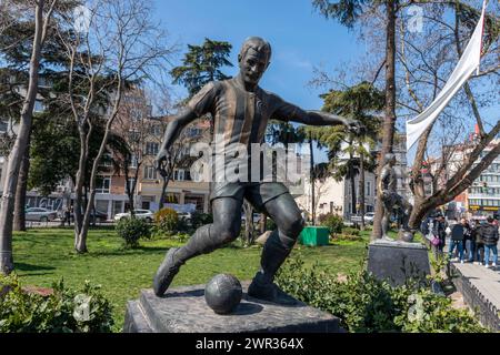 ISTANBUL, TURKEY - MARCH 10, 2024: Ataturk statue on the Fenerbahce ...