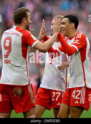 Goal celebration Jamal Musiala FC Bayern Munich FCB (42) Gesture ...