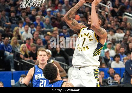 Indiana Pacers forward Obi Toppin (1) in action during the first half ...