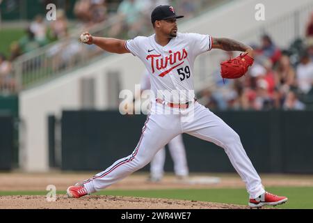 Minnesota Twins pitcher Jhoan Duran delivers in the fourth inning of a ...