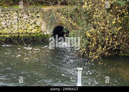 Slough, Berkshire, UK. 11th March, 2024. Thames Water are discharging ...