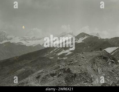 Film negative with shot of Zermatt, anonymous, Zermatt, 1921, height c ...