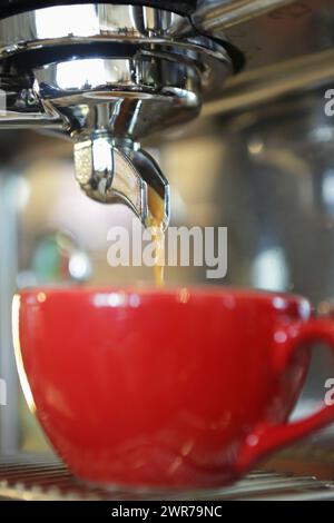 Symbolbild zum Thema Kaffee Hier: Haufen Kaffeebohnen *** Symbolic ...