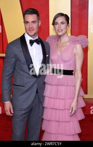 Allison Williams und Alexander Dreymon bei der Premiere des Kinofilms ...