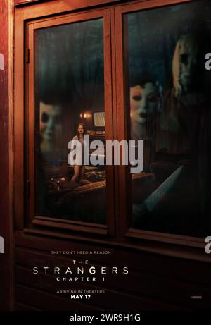 The Strangers: Chapter 1 masked strangers Stock Photo - Alamy