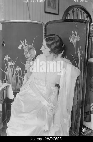 Galli-Curci, Photograph shows Italian coloratura soprano opera singer ...