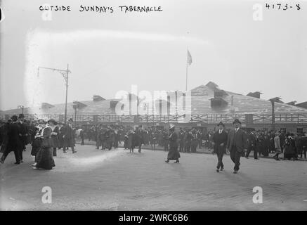 Sunday's Tabernacle, 1917, Photograph shows New York City revival of ...
