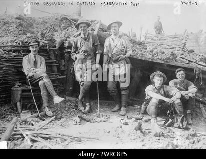 British observers in captured observation post Stock Photo - Alamy