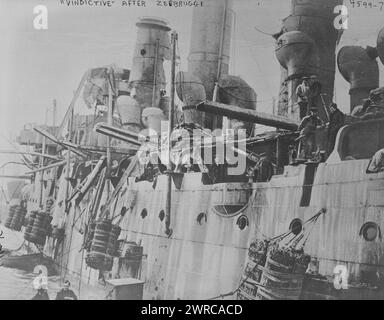 HMS Vindictive after Zeebrugge Raid, Belgium, WW1 Stock Photo - Alamy