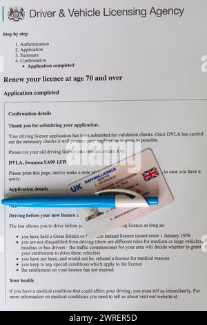 DVLA UK driving licence application form D1 Stock Photo - Alamy