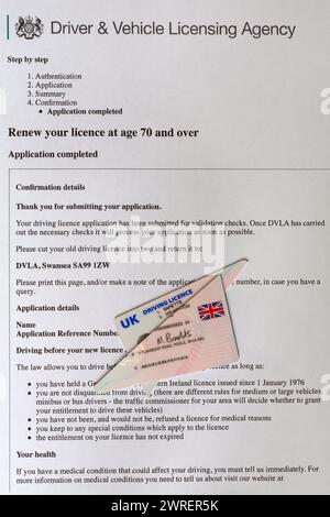 DVLA UK driving licence application form D1 Stock Photo - Alamy