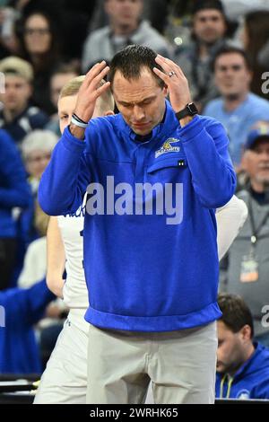 South Dakota State Jackrabbits head coach Eric Henderson motions to his ...