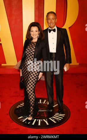Fran Drescher and Peter Marc Jacobson attend the "Harry Potter and the ...