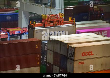 Seeschiffe auf Weltmeeren Welthandel *** Ships on the worlds oceans ...