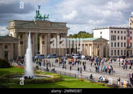 September 2022 -Brandenburg Gat 18th-century gate & landmark with Doric ...