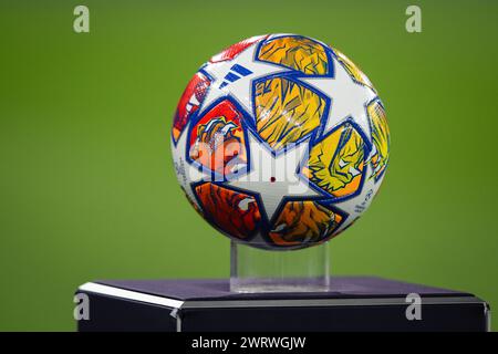 Soccer - UEFA Champions League - Round of 16 - First Leg - Real Madrid ...