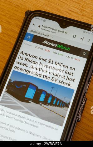 MarketWatch logo on smartphone Stock Photo - Alamy