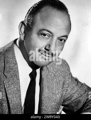 Voice actor Mel Blanc as Bugs Bunny, circa 1950s Stock Photo - Alamy