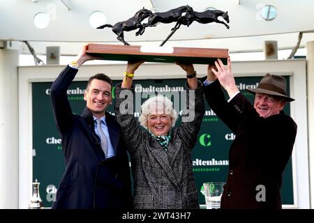 Willie Mullins poses for a photo with his wife Jackie Mullins and son ...