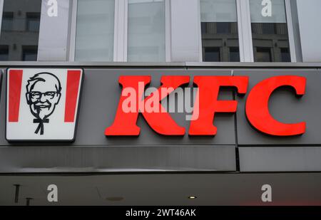 KFC Kentucky Fried Chicken, Wilmersdorfer Straße, Charlottenburg ...