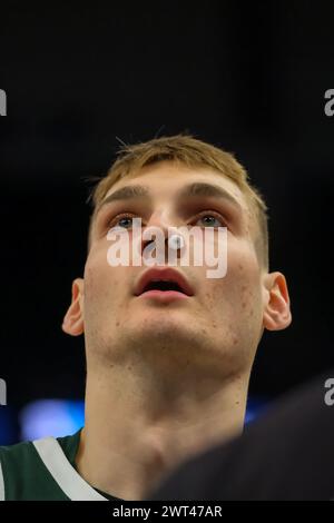 Michigan State center Carson Cooper (15) shoots against against ...
