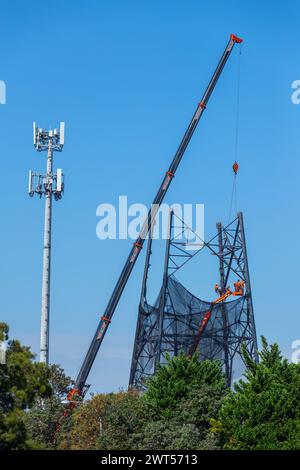 Waverley Communication Tower in Australia is being demolished ...