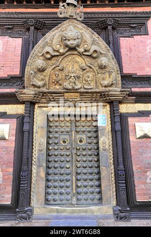 Nepal, Bagmati zone, Kathmandu, a newar window Stock Photo - Alamy