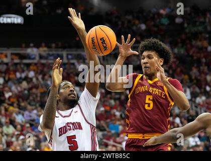 Iowa State guard Curtis Jones (5) celebrates after making a three-point ...