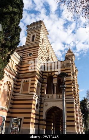 Christmas illumination and decor of the Opera House building in Old ...